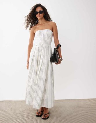 Asos Robe d&eacute;t&eacute; longue bandeau avec jupe &eacute;vas&eacute;e - Rayures-multicolore