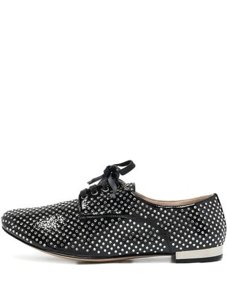 Miu Miu chaussures en cuir verni à ornements en cristal - Noir