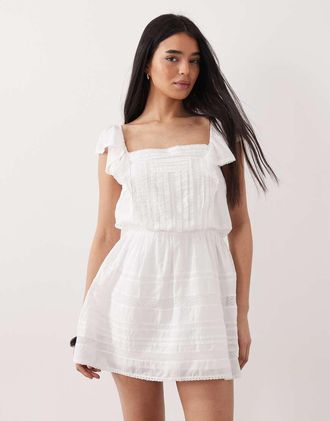 Abercrombie & Fitch Besticktes Boho-Minikleid in Wei&szlig; mit Shorts