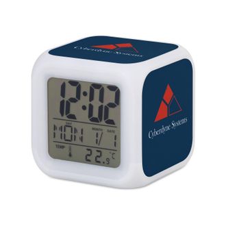 Fabulous Cyberdyne Systems Geek Science Fiction Film Wecker, Würfel, 7,8 x 7,8 x 7,8 cm, Retro-Beleuchtung, mehrfarbig, LED