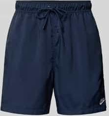 Nike Shorts mit Label-Stitching und elastischem Bund