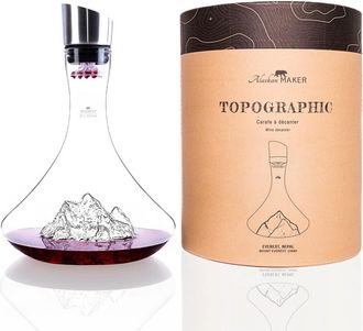 Alaskan Maker Karaffel zum Dekantieren von Wein 1,8 L | Borosilikatglas von h&ouml;chster Qualit&auml;t, handgeblasen mit erhabenen Bergmotiven | 3-in-1-Stopfen (Filter, Aera