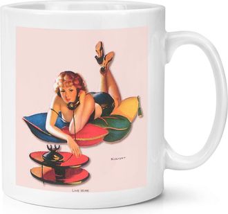 Gift Base Gil Elvgren Tasse mit Aufschrift A Live Wire Pin Up Girl, 284 ml, Reproduktionsdruck