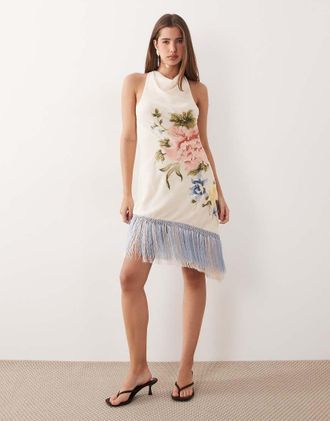Asos Besticktes Minikleid in Blassrosa mit Fransensaum-Wei&szlig;