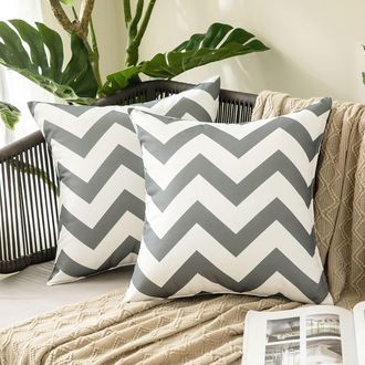 Miulee 2er Set Outdoor Kissenbez&uuml;ge Wellen Gestreift Kissenbezug wasserdichte Kissenh&uuml;lle Dekokissen Sofakissen Dekorativ Couchkissen Bezug f&uuml;r Sofa Wohnzimm