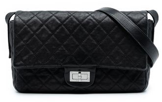 Chanel Hobo Bags - Quilted Calfskin Reissue 2.55 Easy Messenger Flap - Gr. unisize - in Schwarz - f&uuml;r Damen