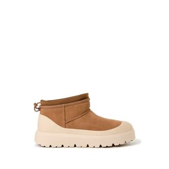 UGG Boots crant&eacute;es