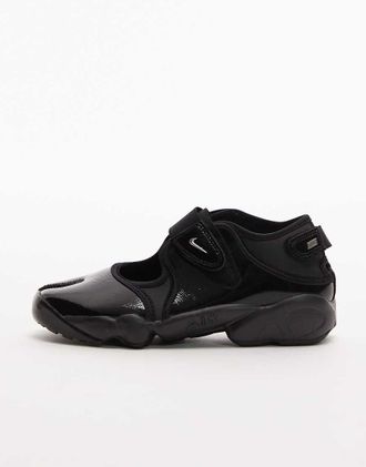 Nike Air Rift - Sneaker aus Lackleder in Schwarz