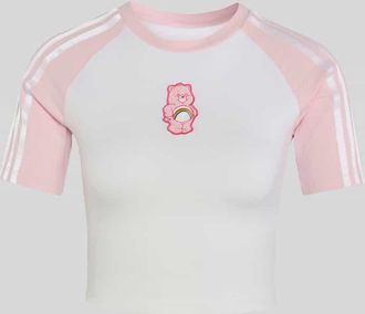 adidas Originals Slim Fit T-Shirt aus reiner Baumwolle mit Patch