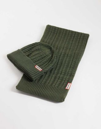Hunter Mini-M&uuml;tze mit Zopfmuster und Schal als Geschenkset in Gr&uuml;n