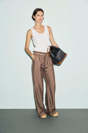 Gerard Darel Pantalon satin&eacute; &agrave; monogramme - CLERY - Marron