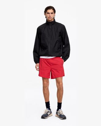Arket ACTIVE Leichte Shorts -Rot