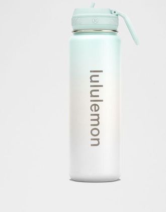 lululemon Bouteille deau Back to Life 710 ml Bouchon avec paille - Blanc/Gris