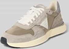 Clarks Sneaker aus beschichtetem Leder mit Label-Detail