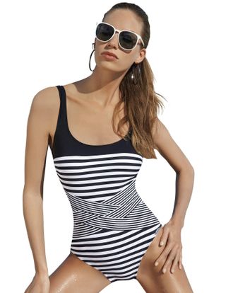 Sunflair Badeanzug Damen Badeanzug - gestreifter Einteiler mit tiefem R&uuml;cken - mit Schalen und modischen Rundausschnitt - optimaler Halt