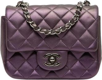 Chanel Sac bandouli&egrave;re matelass&eacute; en cuir dagneau Pre-owned - Femme - Pre-owned - Violet - Taille: ONE Size