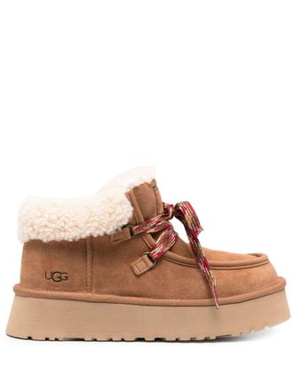 UGG bottines Funkarra Cabin en peau lain&eacute;e - Marron