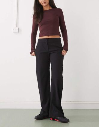 Weekday Pantalon ample et ajust&eacute; - Noir
