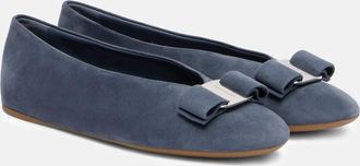 Ferragamo Ballerines Vanna en daim