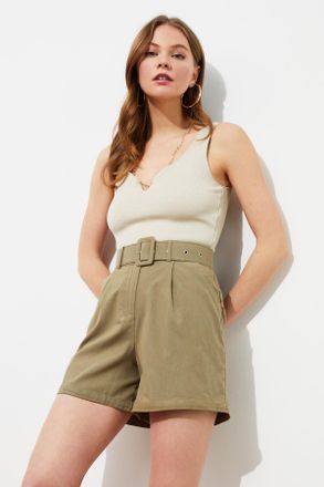 Trendyol Femmes Droit Shorts