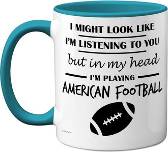 Stuff4 American Football Gifts Tasse mit Aufschrift In My Head, lustiges Geschenk f&uuml;r American Football-Liebhaber, M&auml;nner und Frauen, 325 ml, Premium-Keramik