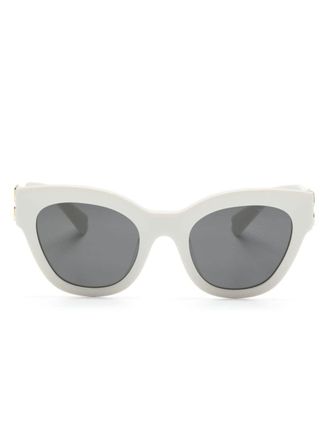 Miu Miu Eyewear lunettes de soleil &agrave; monture papillon - Blanc