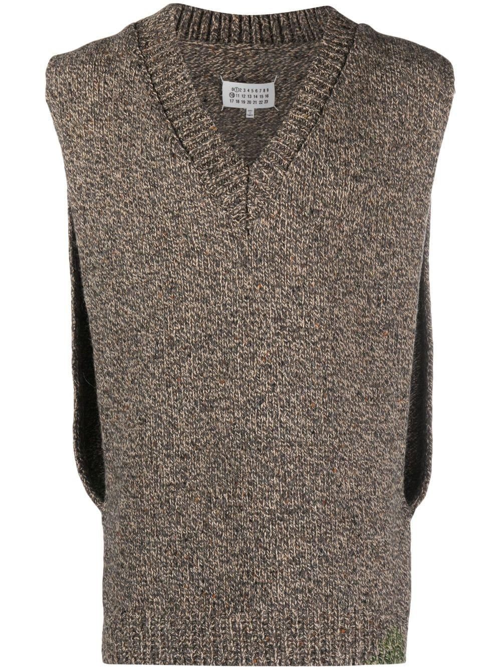 Men's Maison Margiela Knitted Vests - up to −53% | Stylight Men's Maison Margiela Knitted Vests - up to −53% | Stylight