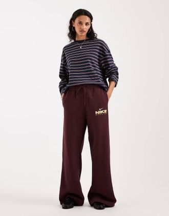 Nike Pantalon de jogging large style universitaire - Bordeaux-Rouge