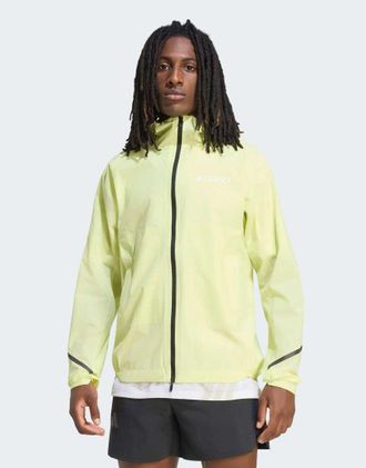 adidas Terrex xperior 2.5-Lagen-Light-Climaproof-Jacke in Semi Frozen Lemon-Gelb
