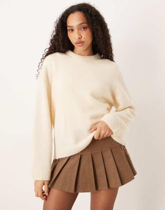 Gina Tricot Gina Tricot - Strickpullover aus Wolle und Alpakawolle in Buttermilchgelb mit Rundhalsausschnitt