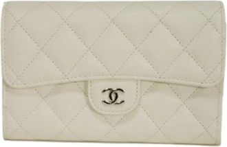 Chanel Portefeuille trifold matelass&eacute; en cuir de veau grain&eacute; Pre-owned - Femme - Pre-owned - Beige - Taille: ONE Size