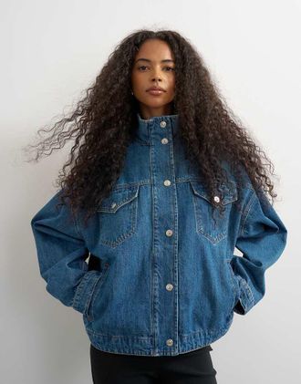 Topshop Jeansjacke mit Stehkragen in Gr&uuml;n-Blau