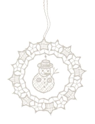 Rudolphs Schatzkiste Baumbehang Kugel mit Schneemann Plauener Spitze BxHxT 8x8x0,1cm NEU Christbaumschmuck Weihnachtsbaum Anh&auml;nger