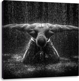 Pixxprint Bodybuilder im Regen, Größe: 70x70, Leinwandbild Quadratisch, Wandbild, Kunstdruck, fertig bespannt