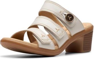 Clarks Sandales &agrave; talons Emily 2 Adella pour femme, Cuir blanc cass&eacute;, 7.5 Narrow