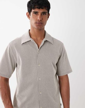 Jack & Jones Chemise textur&eacute;e &agrave; rayures et manches courtes de qualit&eacute; sup&eacute;rieure - Marron