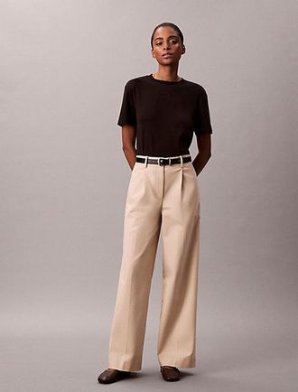 Calvin Klein Pantalon chino large pliss&eacute; et &eacute;lastique