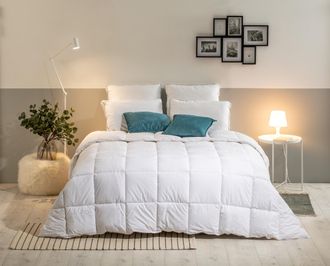 Bleu Calin Bleu C&acirc;lin 1-Personen-Bettdecke, Sensation Duvet, Sehr warm, Wei&szlig;, 140 x 200 cm, KSD50