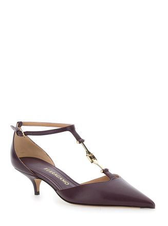Ferragamo Womens Bordeaux Pumps With T Strap And Low Heel Goat