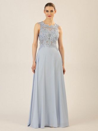 Apart Abendkleid im Materialmix aus bestickter Spitze und Chiffon