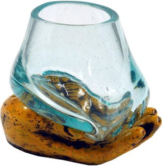Guru Shop Teelichtglas aus Mundgeblasenem Glas auf Ge&ouml;ffneter Hand - Gelb, 13x15x13 cm
