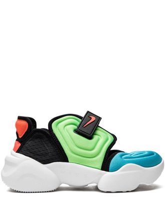 Nike baskets Aqua Rift &agrave; attache scratch - Noir