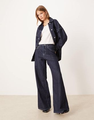 Gina Tricot Gina Tricot - Jeans in dunklem Indigoblau mit hohem Bund und weitem Bein, Kombiteil