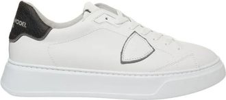 Philippe Model Low-Top Sneaker - White Leather Sneakers With Contrasting Heel Detai - Gr. 41 (EU) - in Wei&szlig; - f&uuml;r Damen