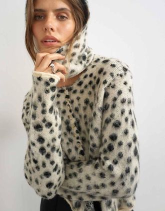 Topshop gilet &eacute;charpe en maille avec laine &agrave; motif dalmatien-Multi
