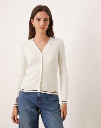 Calvin Klein Jeans Gilet en maille torsad&eacute;e &agrave; &eacute;tiquette - Cr&egrave;me-Blanc