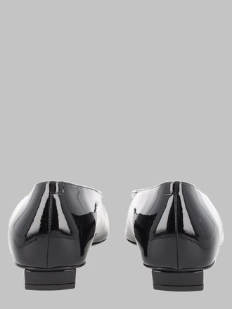 Roger Vivier Flat - Black