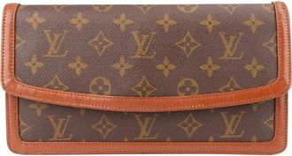 Louis Vuitton Crossbody Bags - Louis Vuitton Canvas Monogram Dame PM Pochette Clu - Gr. unisize - in Braun - für Damen