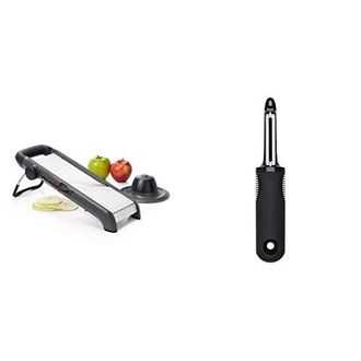 Oxo Good Grips - Mandoline Chef professionnelle -Coupe-légumes en inox à épaisseur de tranche réglable - Gris & Éplucheur à légumes oscillant - Économe à 