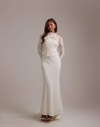 Asos Robe de mari&eacute;e longue hybride avec corsage brod&eacute; et tra&icirc;ne-Blanc